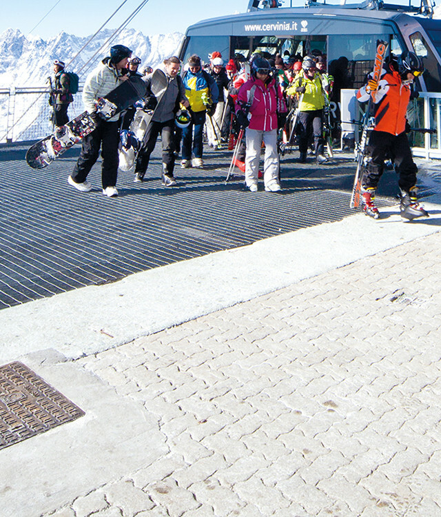 Reversible Aerial Tramway | Products