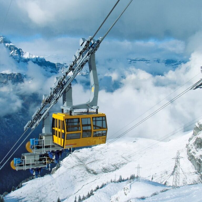 Teleféricos de transporte de materiales - Doppelmayr Grupo