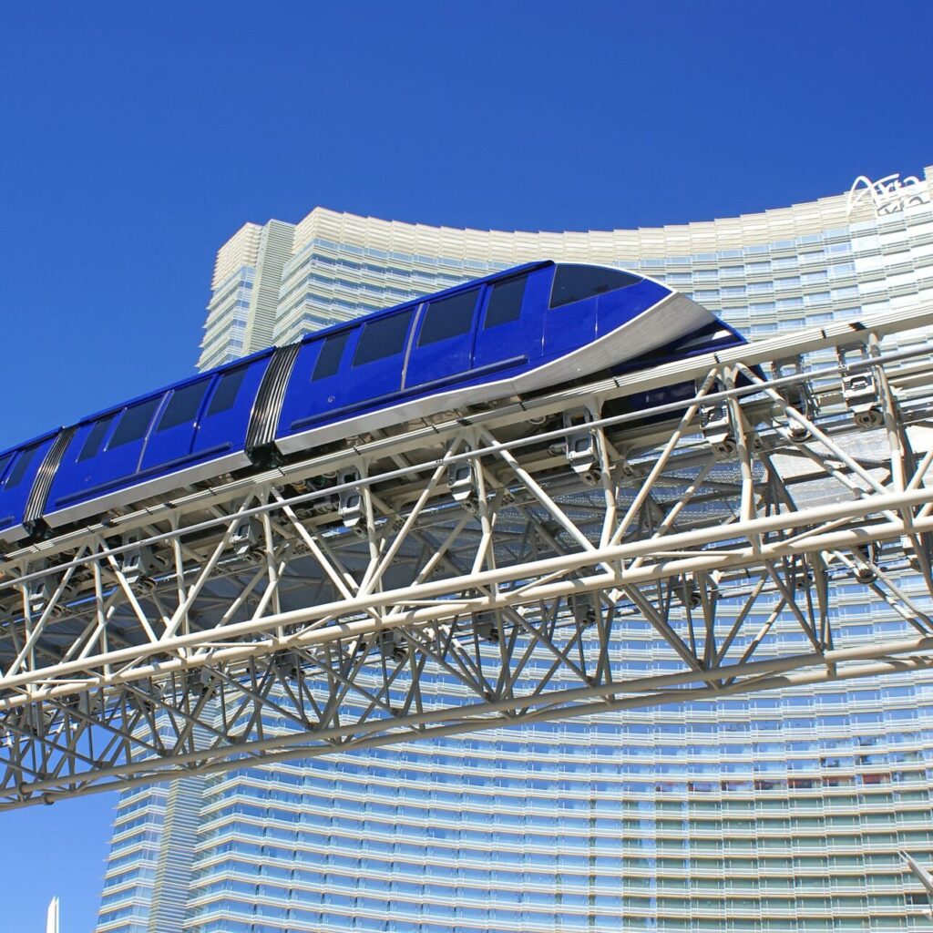 Automated People Mover - Doppelmayr Group
