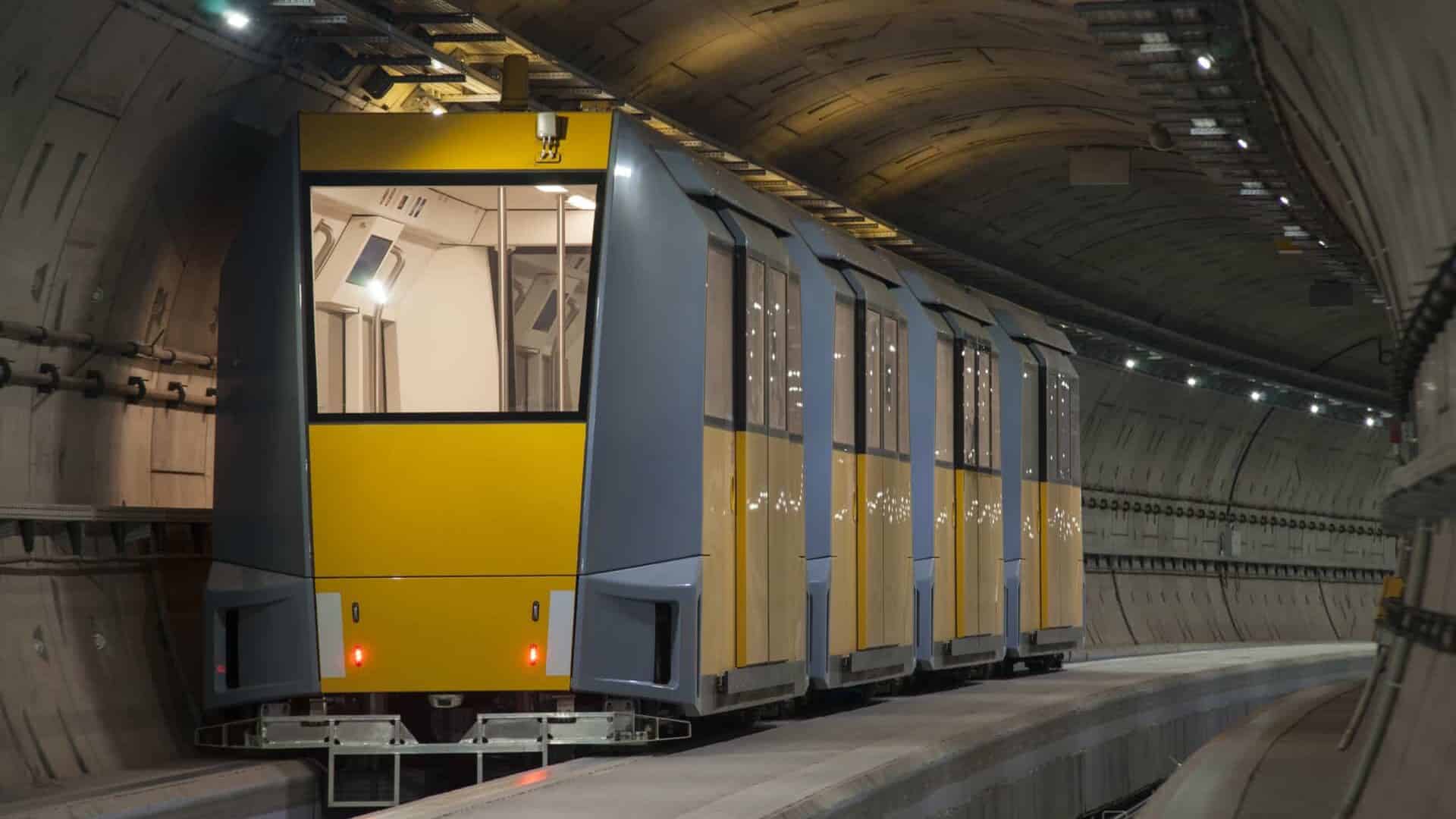 Automated People Mover - Doppelmayr Group