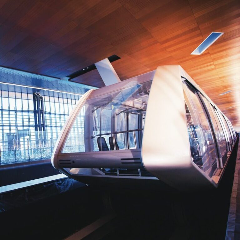 Automated People Mover - Doppelmayr Group