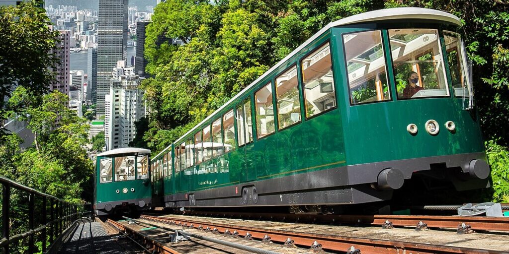 Peak Tram: la tradizionale funicolare di Hong Kong completamente rinnovata - Doppelmayr Gruppo