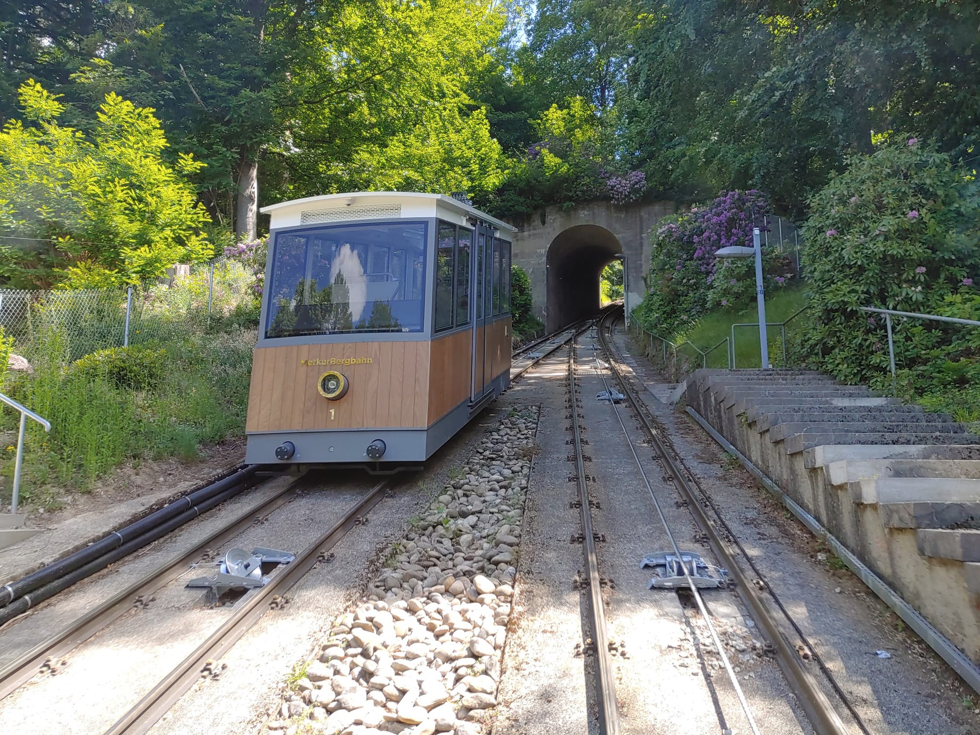 Standseilbahnen - Doppelmayr Gruppe
