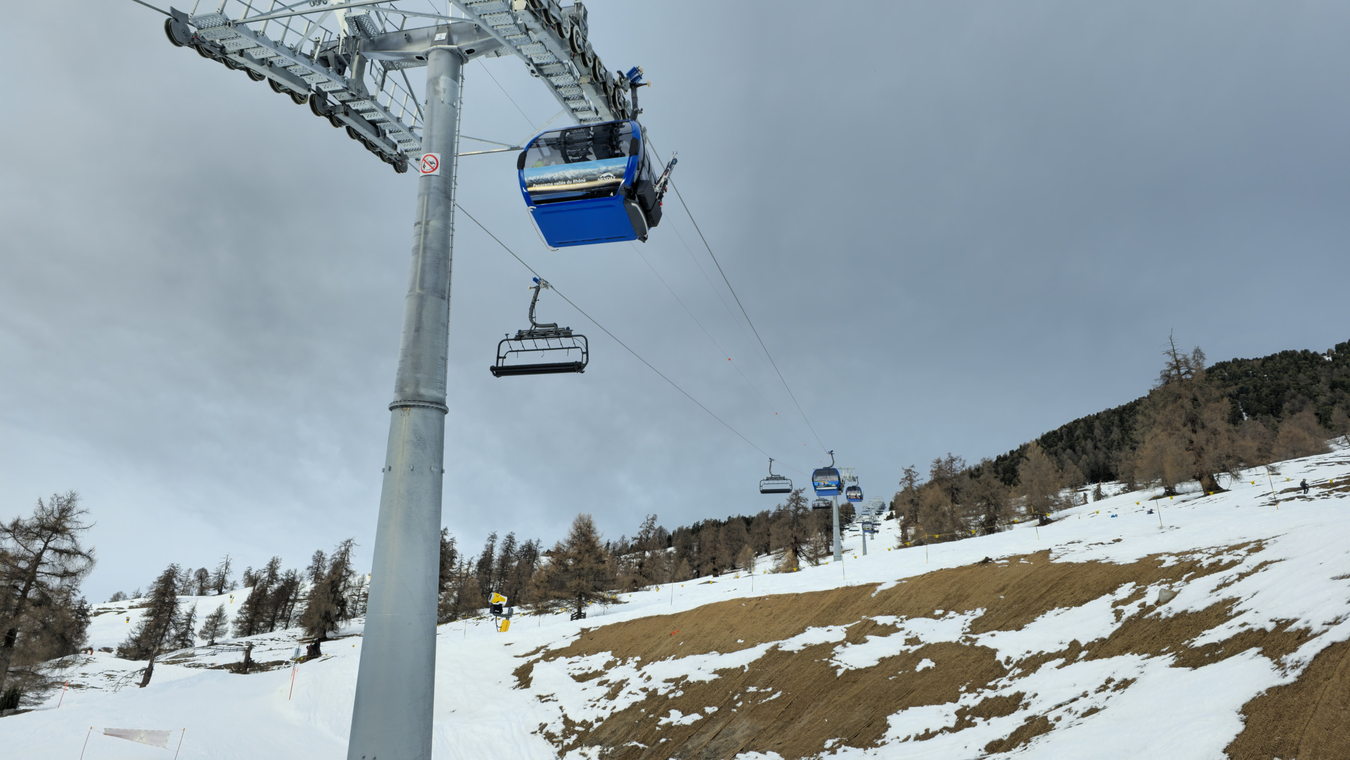 Two new cable car installations opened in Valais, Switzerland ...