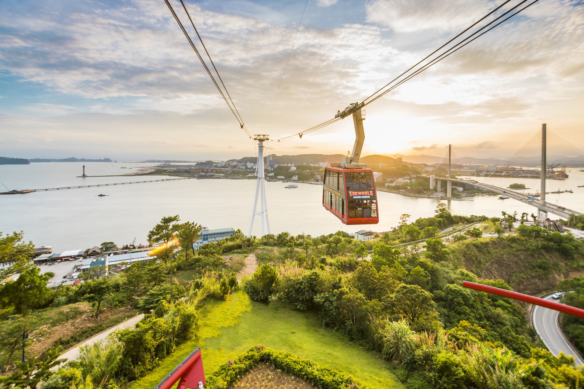 Ha Long Queen Cable Car - Doppelmayr Group